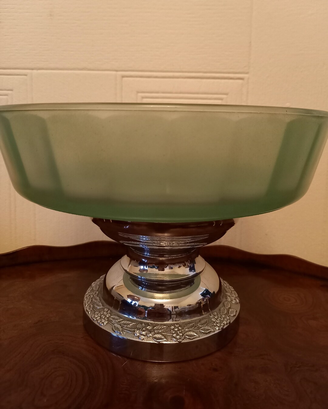 Vintage Green Frosted Glass Round Salad Fruit Bowl On Chrome Pedestal Stand Etsy