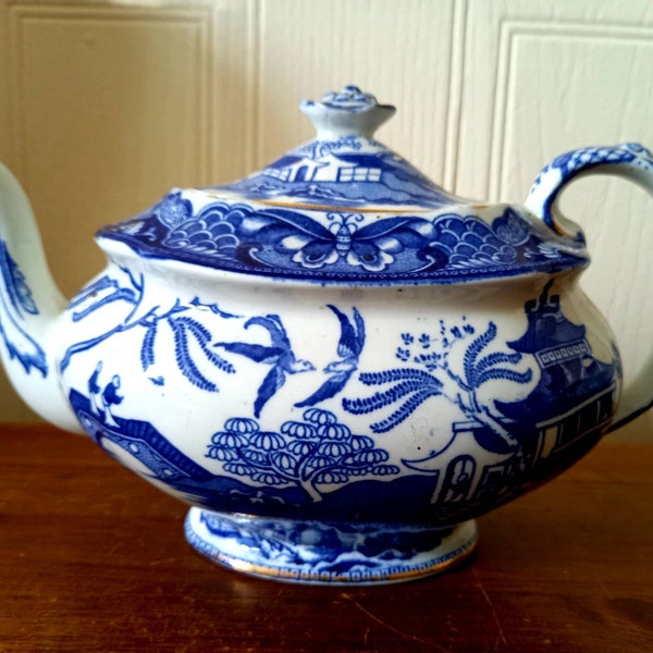 Blue Willow Teapot - Etsy
