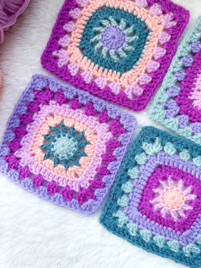Modern Spirit Granny Square Crochet Pattern (PDF Download) - Etsy
