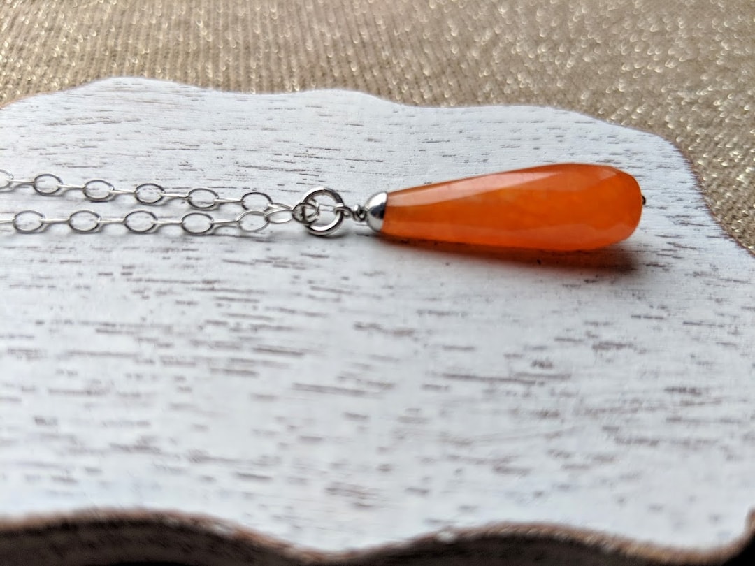 Collar de jade naranja, collar de piedras preciosas en cadena de plata ...