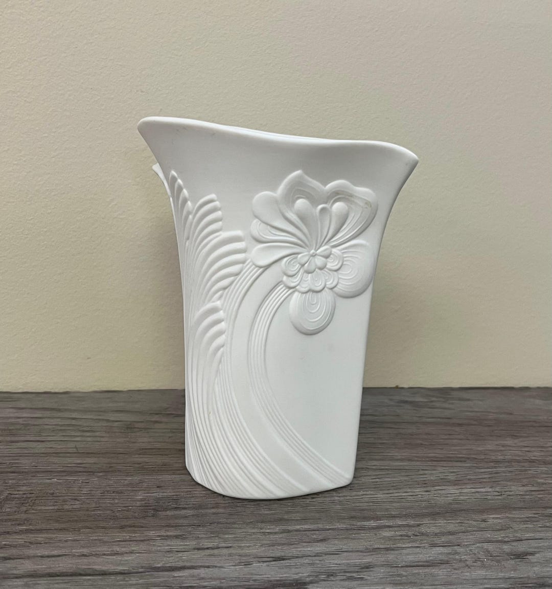 Vintage Kaiser M Frey White Matte Bisque Porcelain Vase Flower Embossed ...