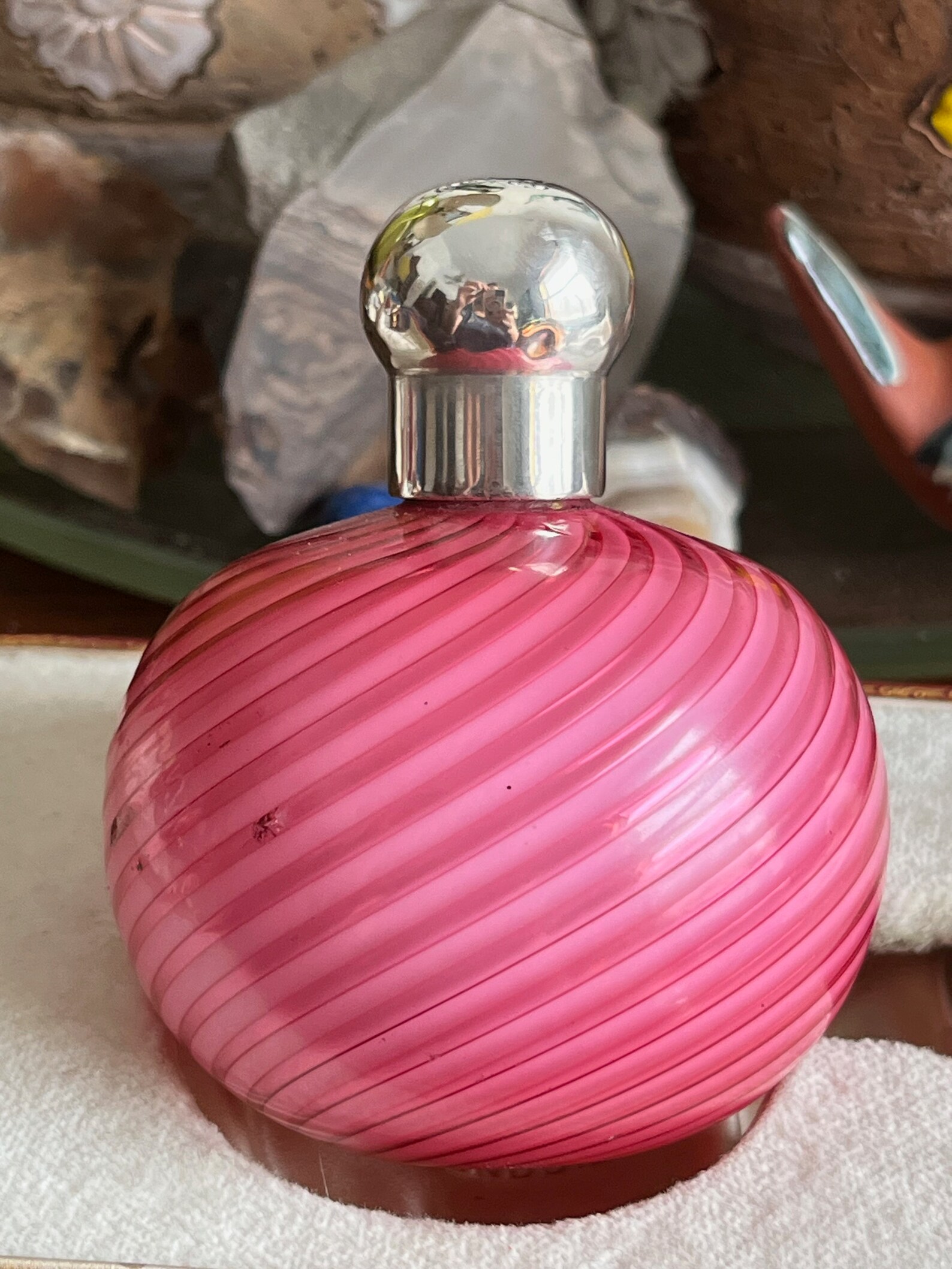 Gift From Queen Victoria to Lady Abdy Williams & Stevens Pompeian Swirl ...