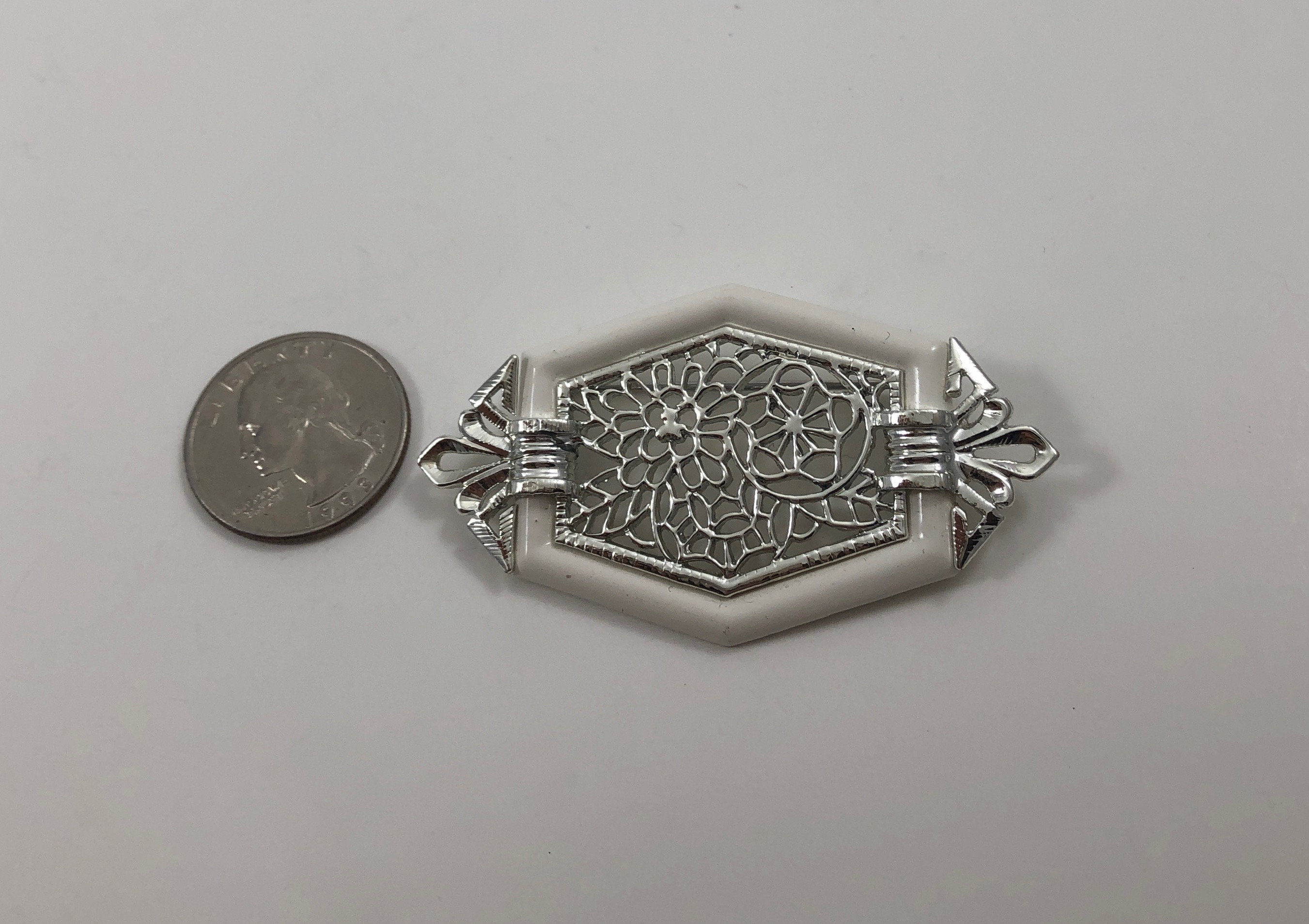 Lovely Lacey Art Deco White Enamelled Silver Tone Brooch - Etsy UK