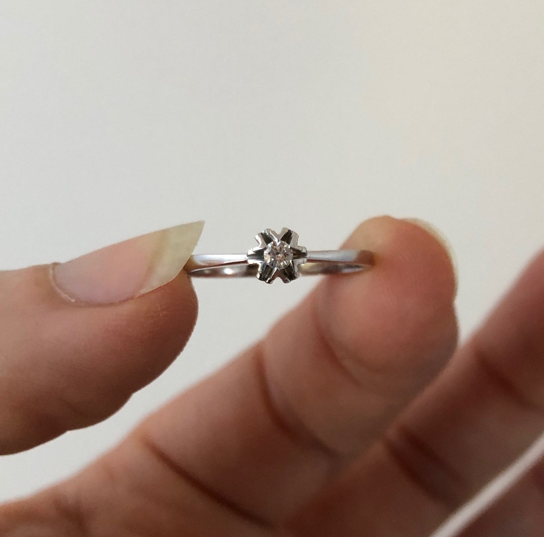 Vintage Dainty Minimalist 14K White Gold Diamond Ring - Etsy