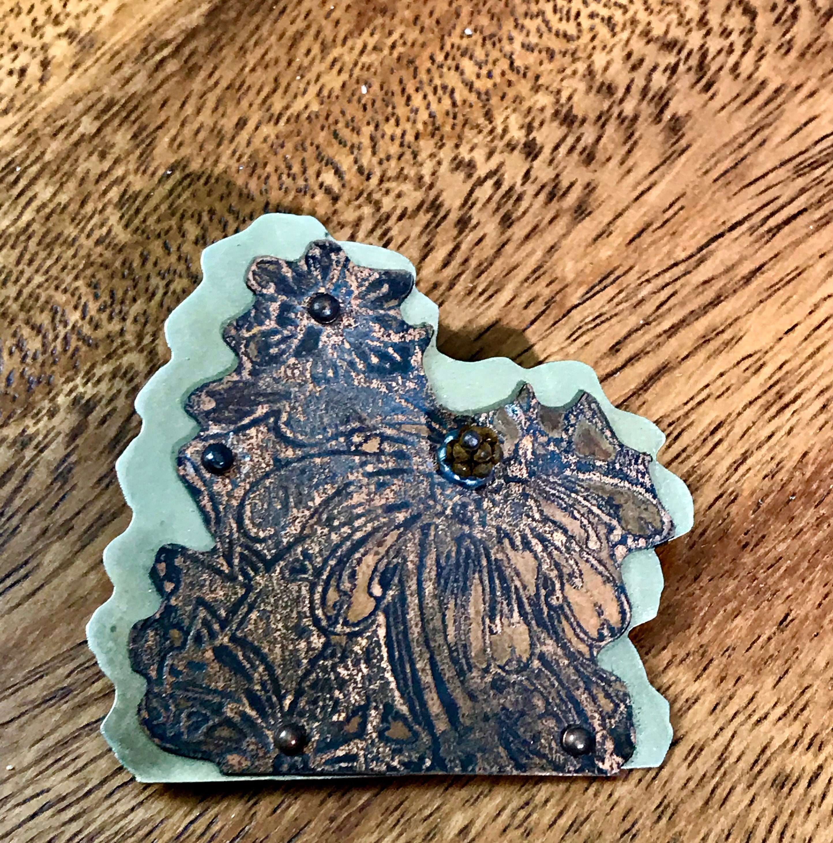 Pin de flores de cobre grabado - Etsy España