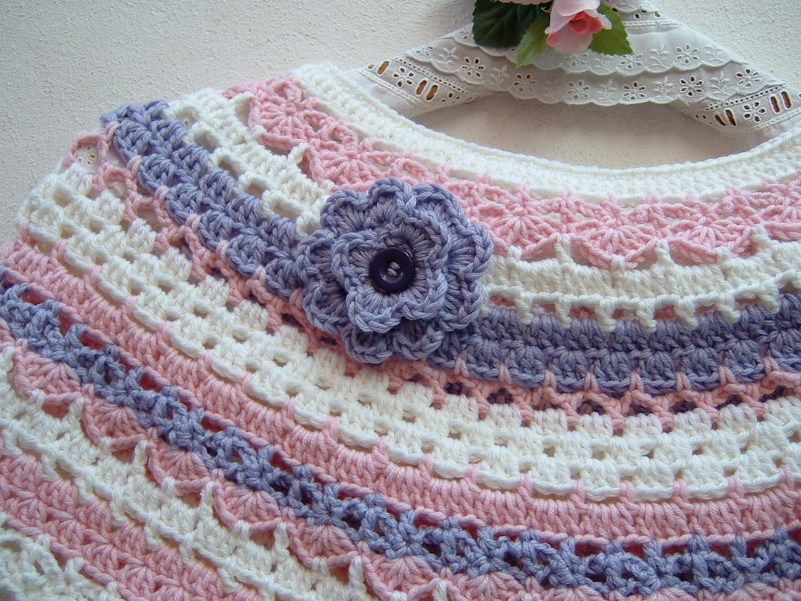 Hand-worked Crochet-cape Wool Shoulder Cover in Pure Merino Wool ...