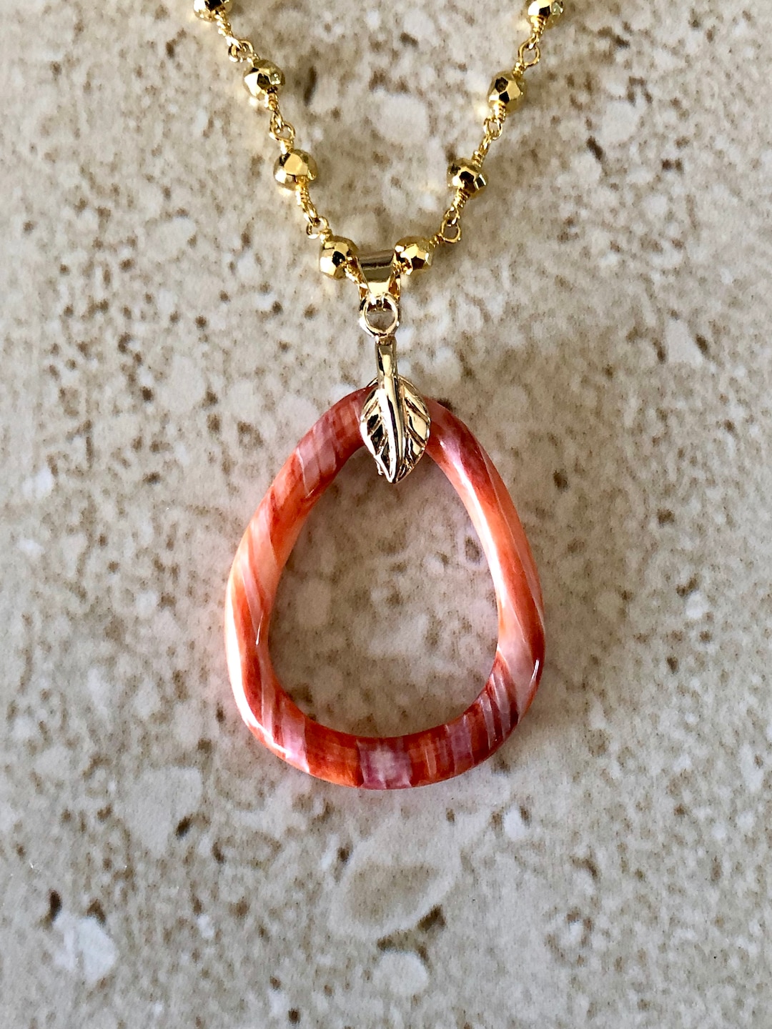 Spiny Oyster Necklace Spiny Oyster Pendant Spiny Oyster Jewelry Beachy ...