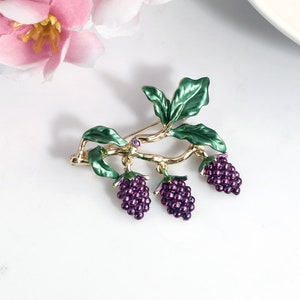 Fashion Grape Brooch and Jewellery Pouch,grape Pin ,for Women Party ...