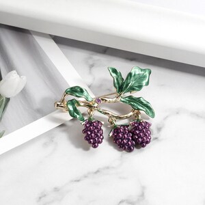 Fashion Grape Brooch and Jewellery Pouch,grape Pin ,for Women Party ...
