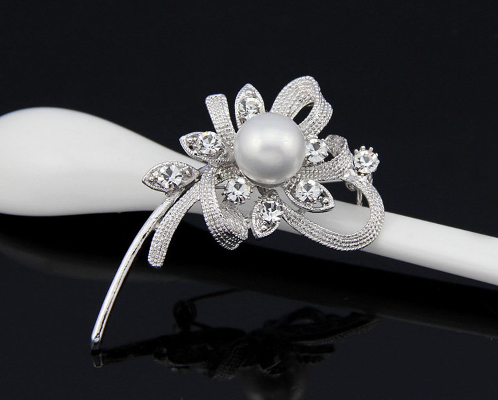 Brooch Pin Rhinestone Crystal Silver Flower Brooches - Etsy