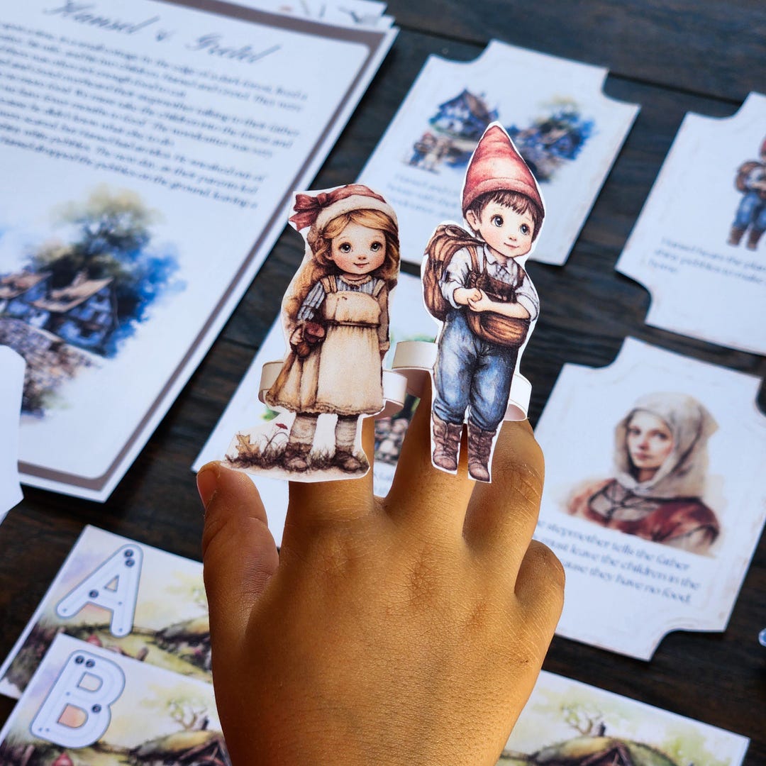 Hansel & Gretel Activity Pack: Finger Puppets, Gingerbread House ...