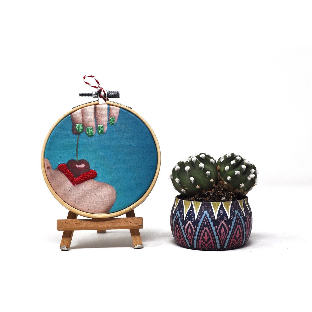 Red Mouth Embroidery - Modern Embroidery Hoop - Red Mouth Embroidery ...