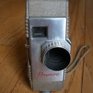 1957 REVERE Eight Model 50 MOVIE CAMERA Revere Camera Co Collectible ...