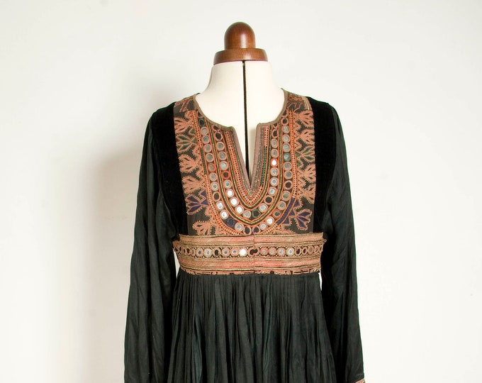 Vintage Pashtun Embroidery Dress US Size 6 - Etsy
