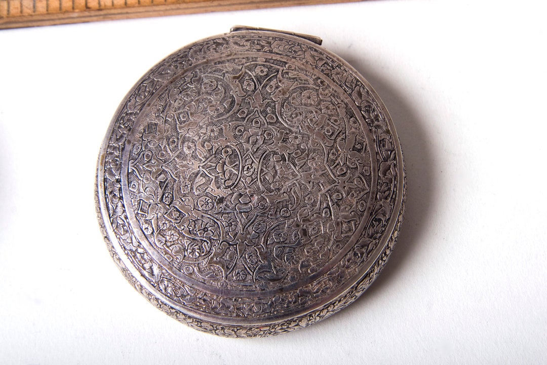 Beautiful Silver Middle Eastern Silver Round Box With Complex Etched ...