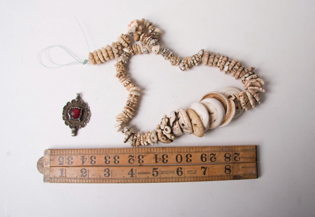 Moroccan Carved Conus Shell Mixed Sizes Strand, Antique - Etsy