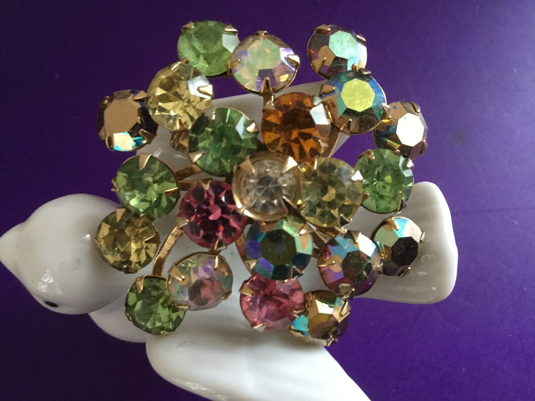 Multi Color Aurora Borealis Swirl Brooch Pin 50s Pinwheel Pastel ...