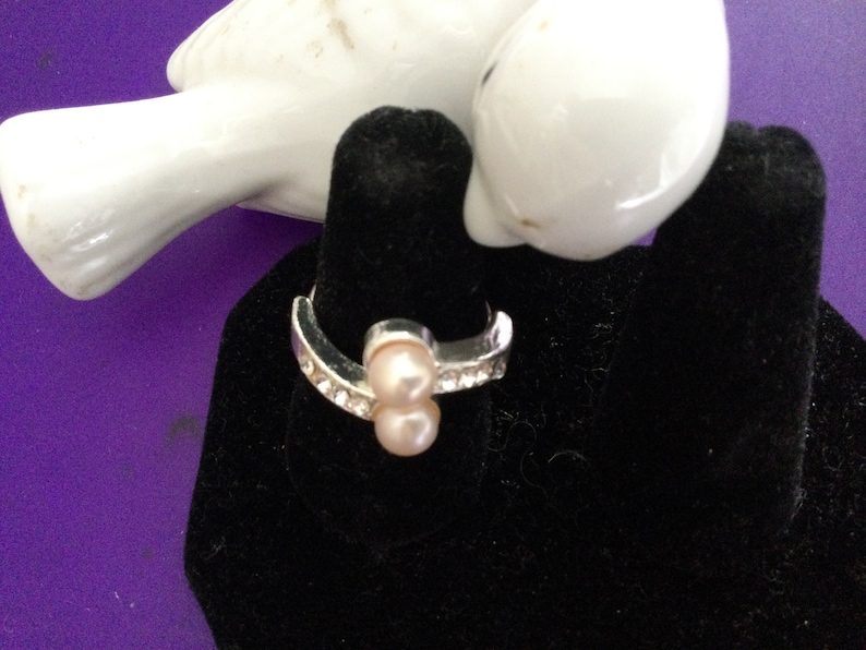 Yves Rocher Faux Pearl Ring Size 7.5 Signed LBVYR Double Pearl - Etsy
