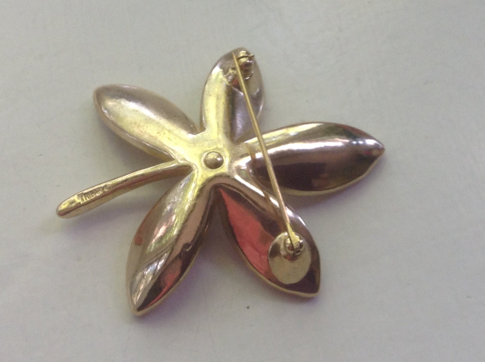Crown Trifari Flower Brooch Pin Gold Tone Figural Signed - Etsy