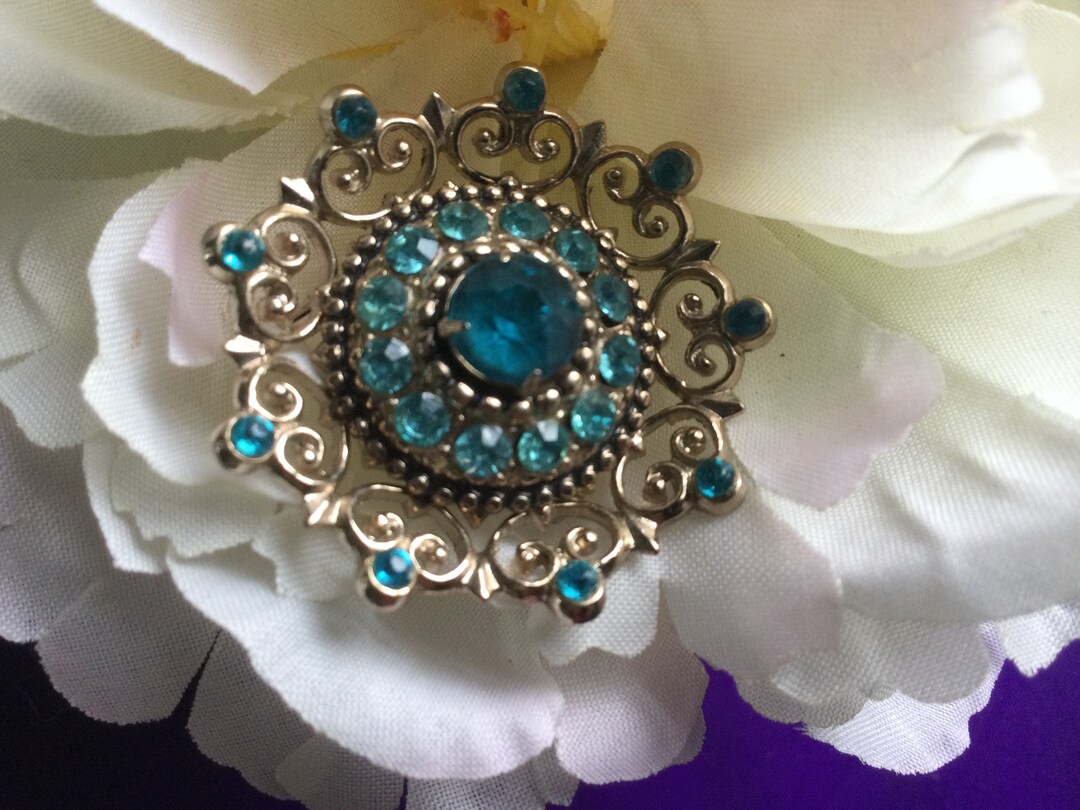 Coro Pegasus Blue Topaz Brooch Pin "something Blue" 50s Round Filigree ...
