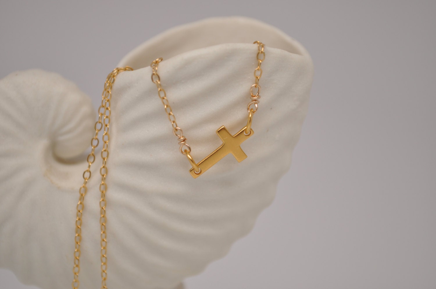 Small Cross Necklace Simple Layering Necklace Gold Chain - Etsy