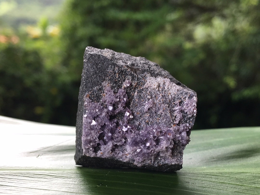 Cr-amesite on Chromite, Ural, Russia ~ Lavender Mineral With Sparkle ...