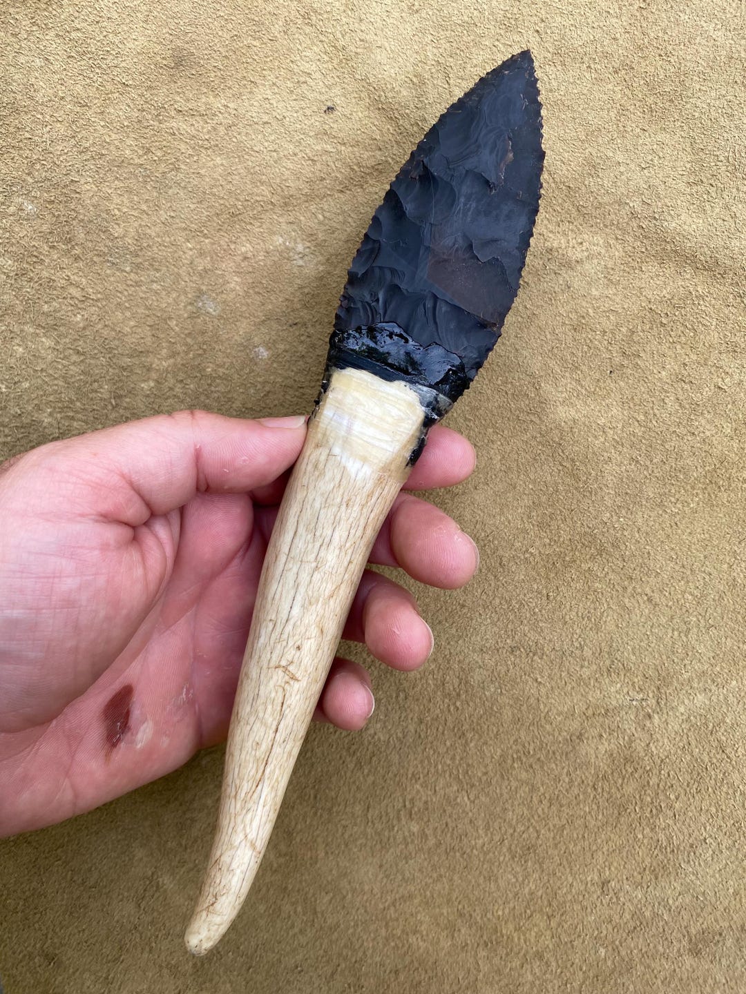 Wyoming Oil Chert Knife With Elk Antler by Chumash Artist Steven ...