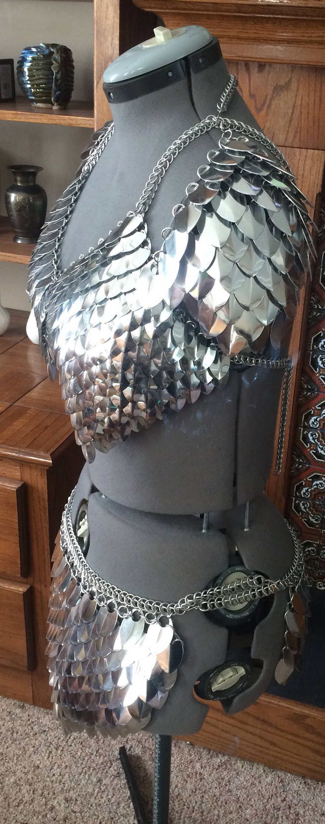 Solid Color Top Skirt and Shoulder Pauldrons Chain Mail / Scalemail ...