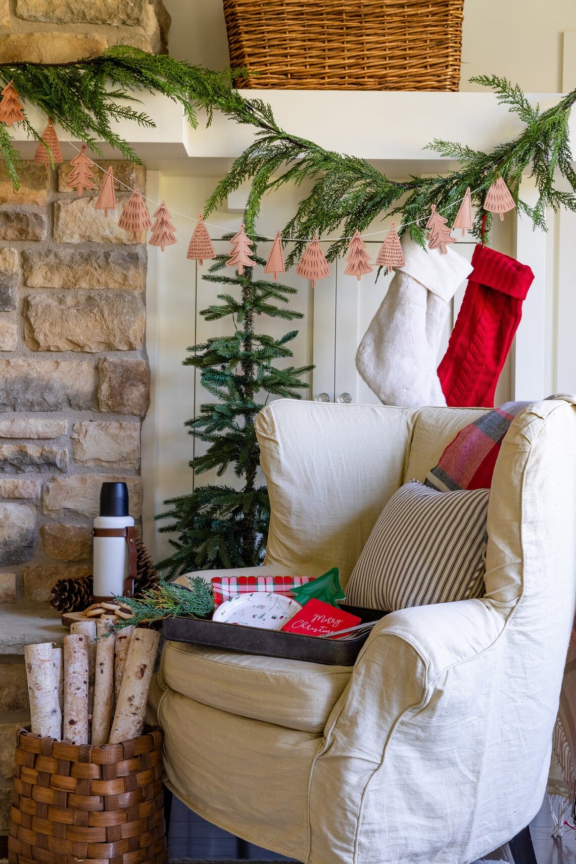 Christmas Tree Plates Holiday Tableware Holiday Party Decorations ...