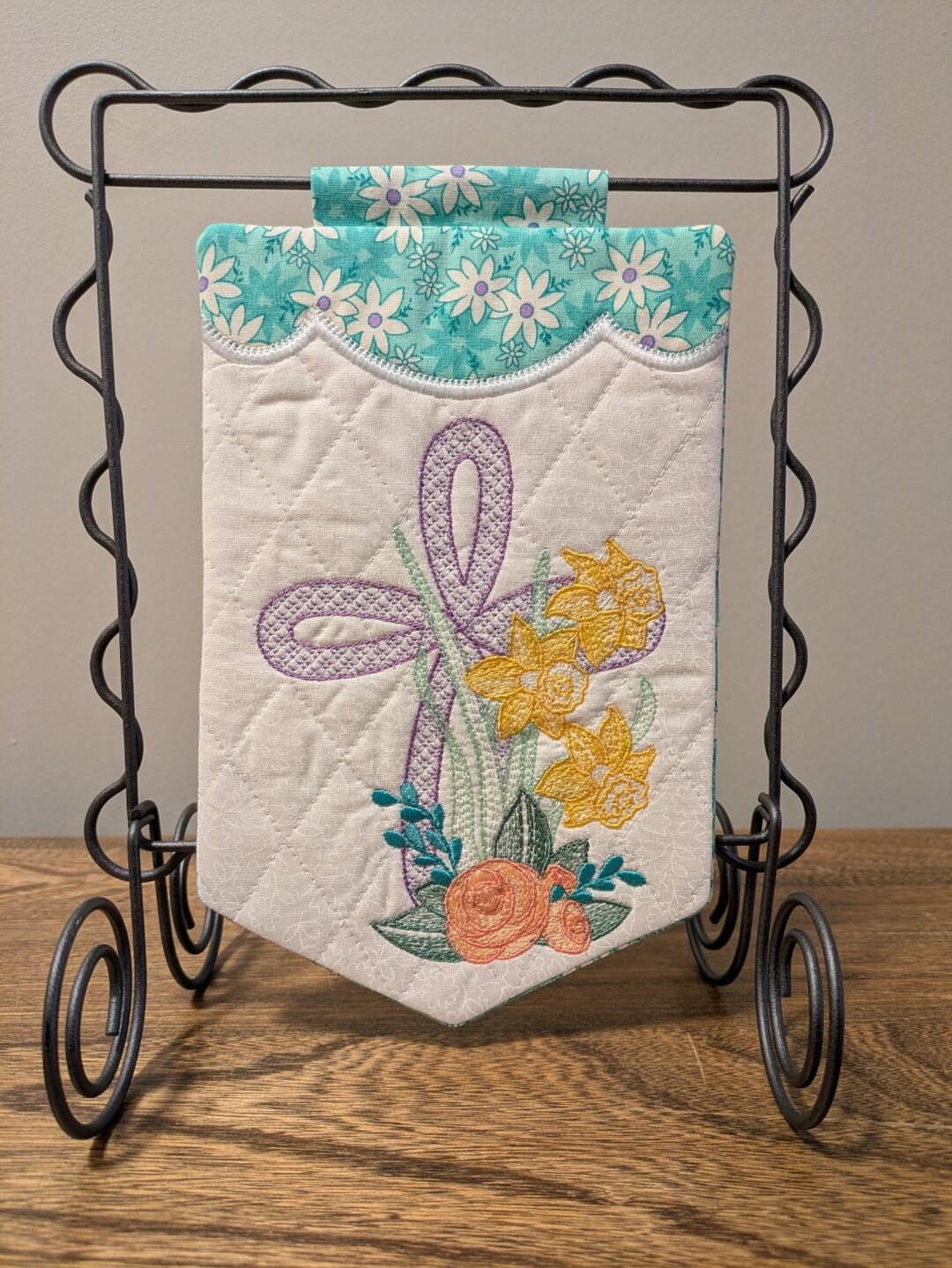 Easter Machine Embroidered Mini Quilt Wall Hanging or Stand Alone Decor ...