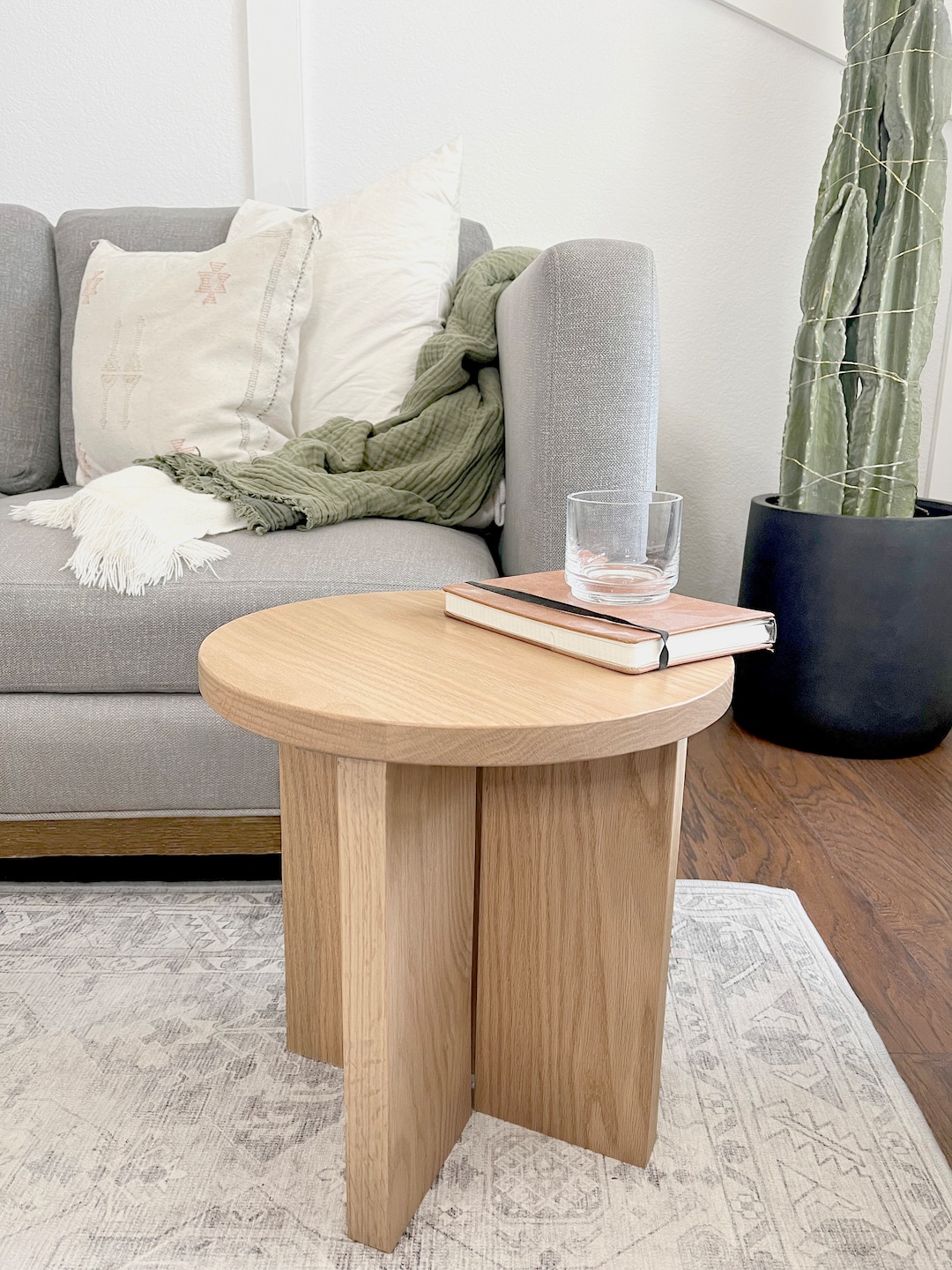 Round Solid Oak Wood End Table, Pedestal Style Base, Natural Red Oak ...