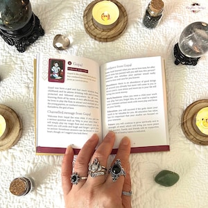Lakshmi Oracle | 36-card Deck With Guidebook | Hindu Gods Oracle ...