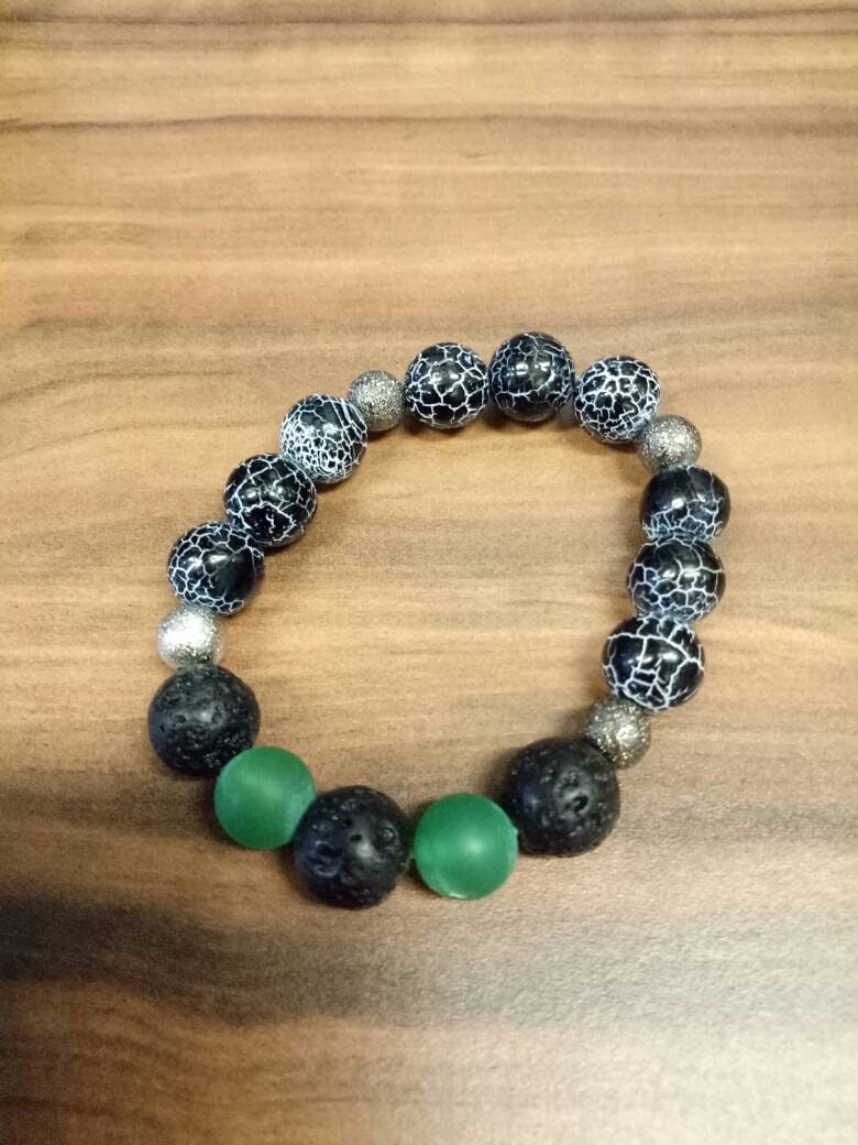 How To Train Your Dragon Stormfly/Toothless bead bracelet lava | Etsy