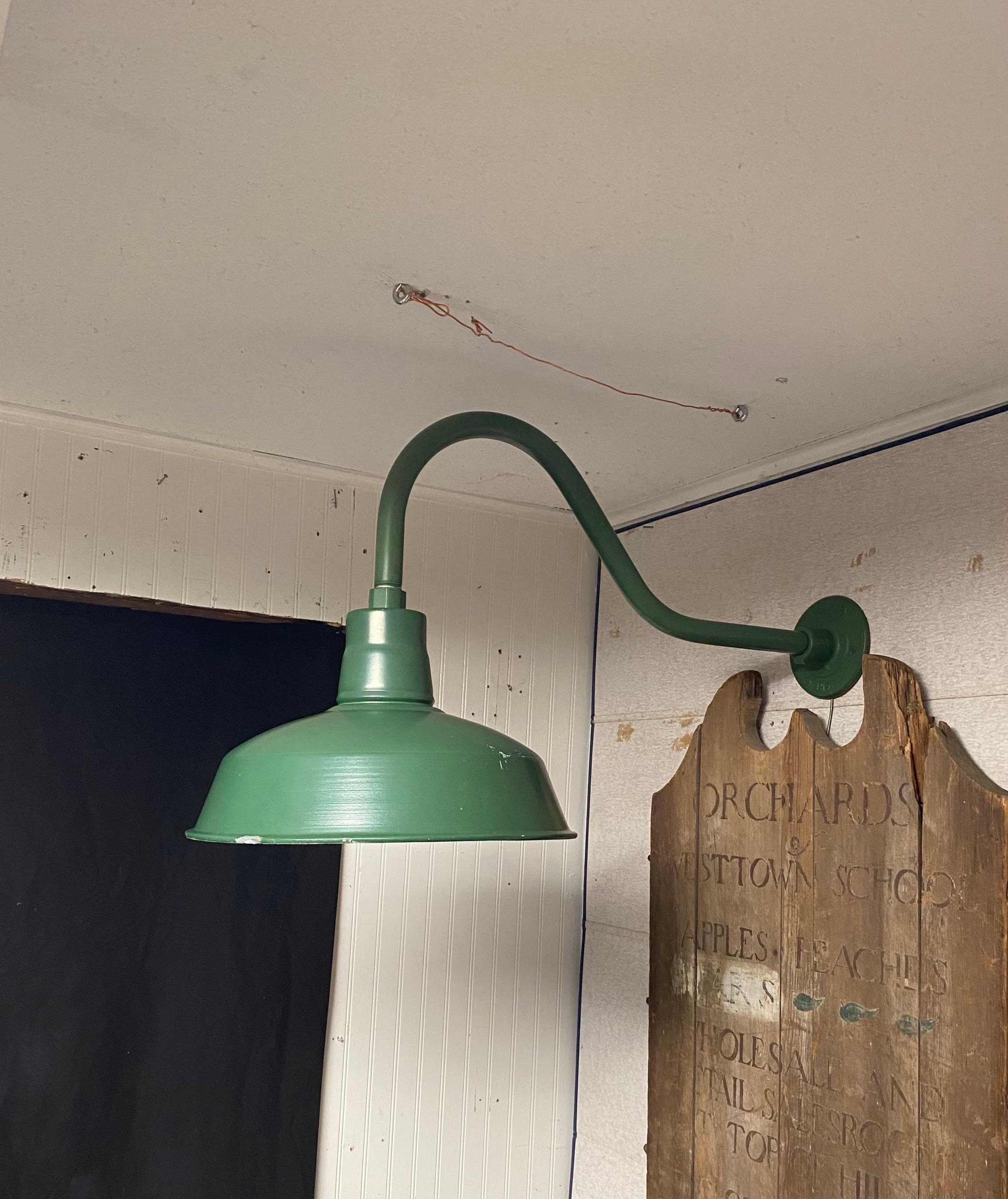 Original Green ABOLITE Gooseneck Barn Light, Gas Station Light Fixture ...