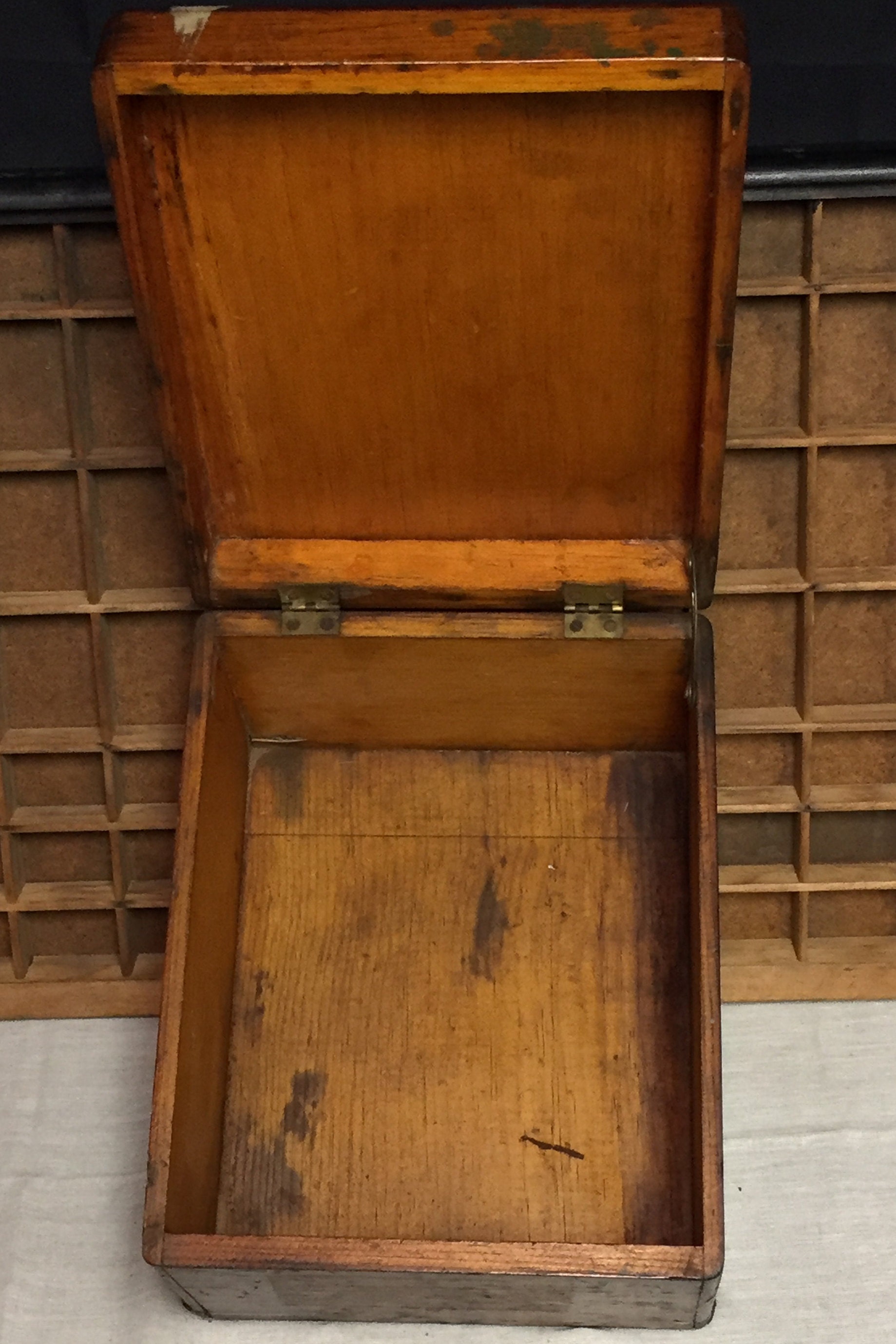 Old Wooden Tool Box Small Storage Box with Hinged Lid, Dark Wood ...