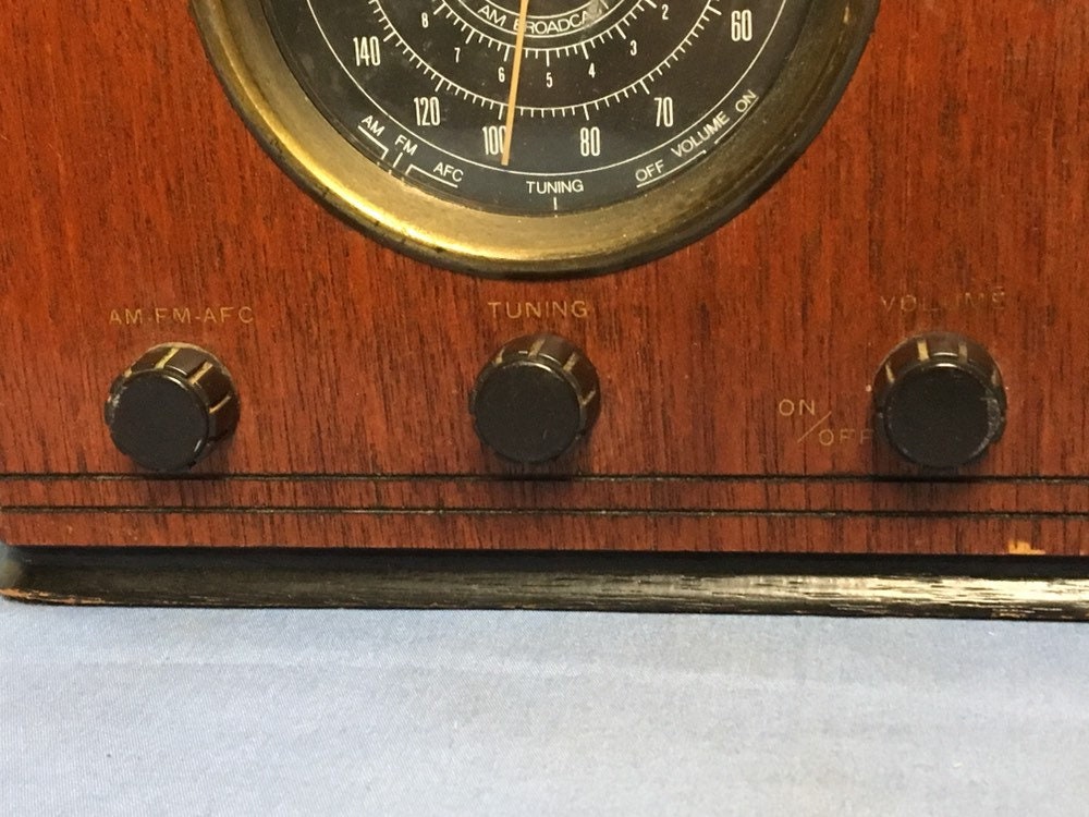 1989 Thomas Radio Model 711, AM FM AFC Cassette, America Series 1346