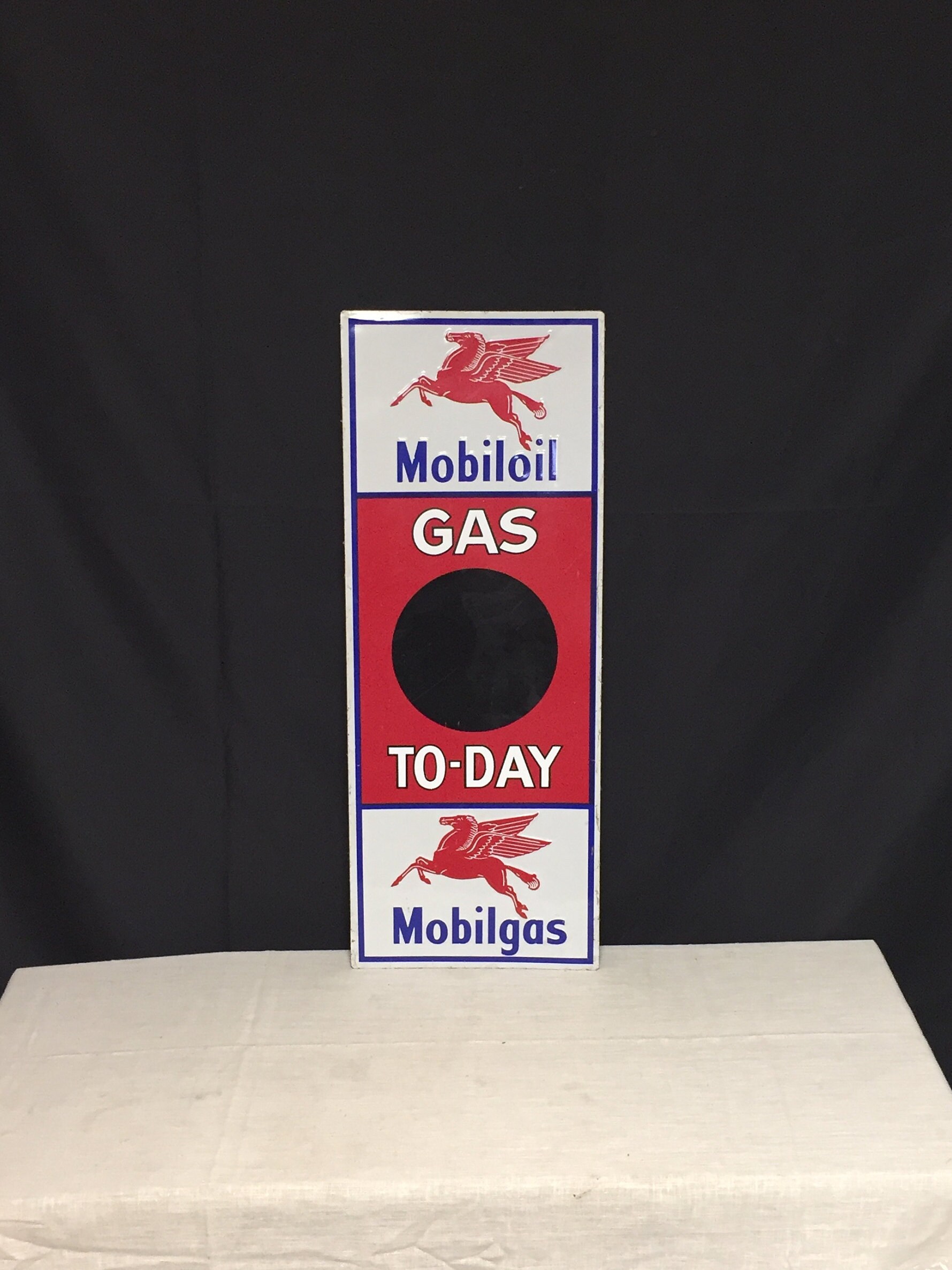Mobil Gas & Oil Metal Advertising Sign, Mobilgas, Mobiloil, Pump Price ...