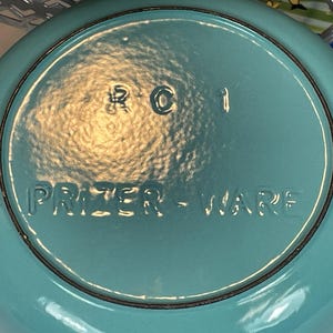 Vintage Prizer Ware RC1, Turquoise Enamel Cast Iron Pot With Metal ...