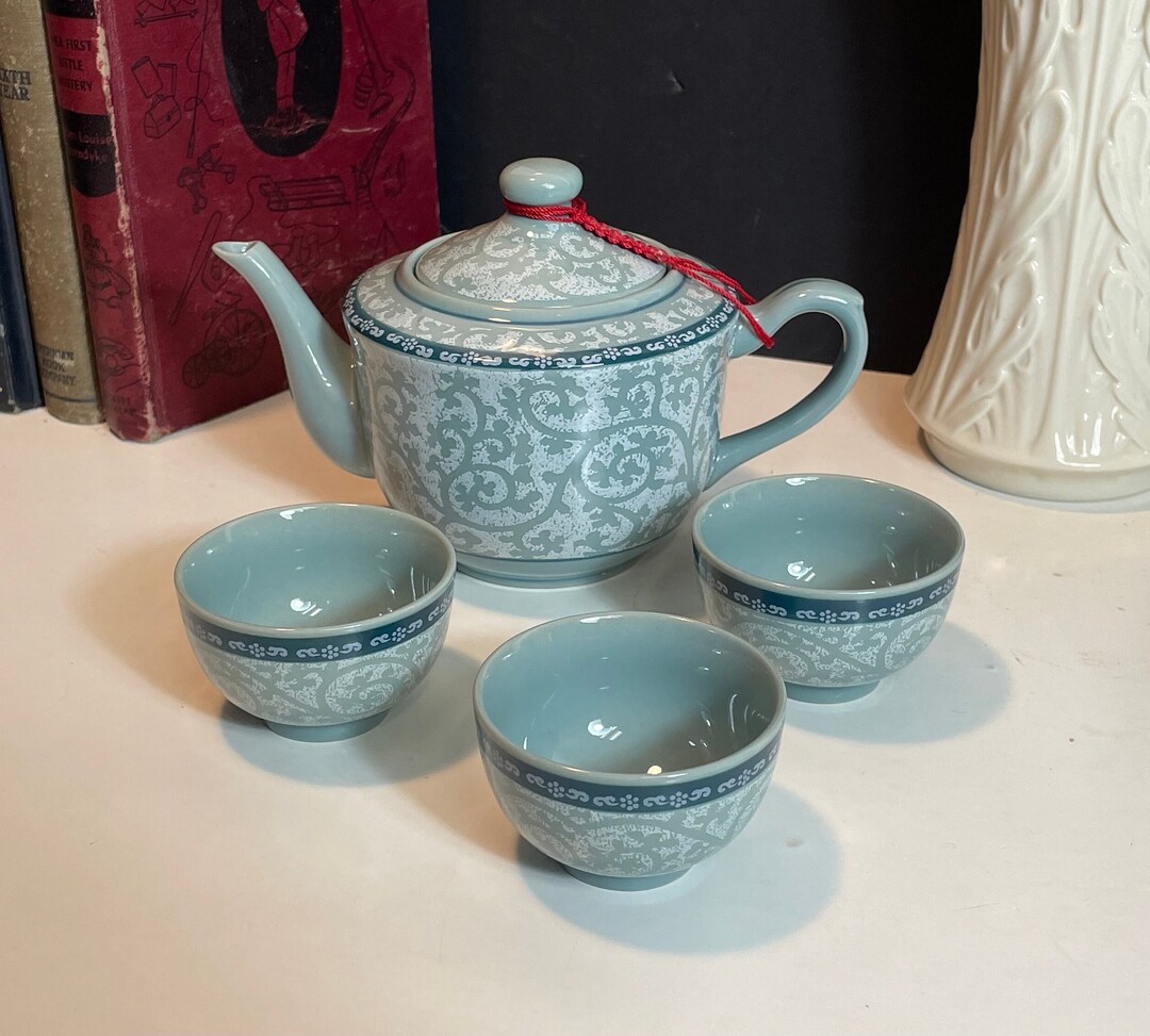 Asian Teapot and 3 Cups, Small Chinese Teapot, Celadon and White - Etsy