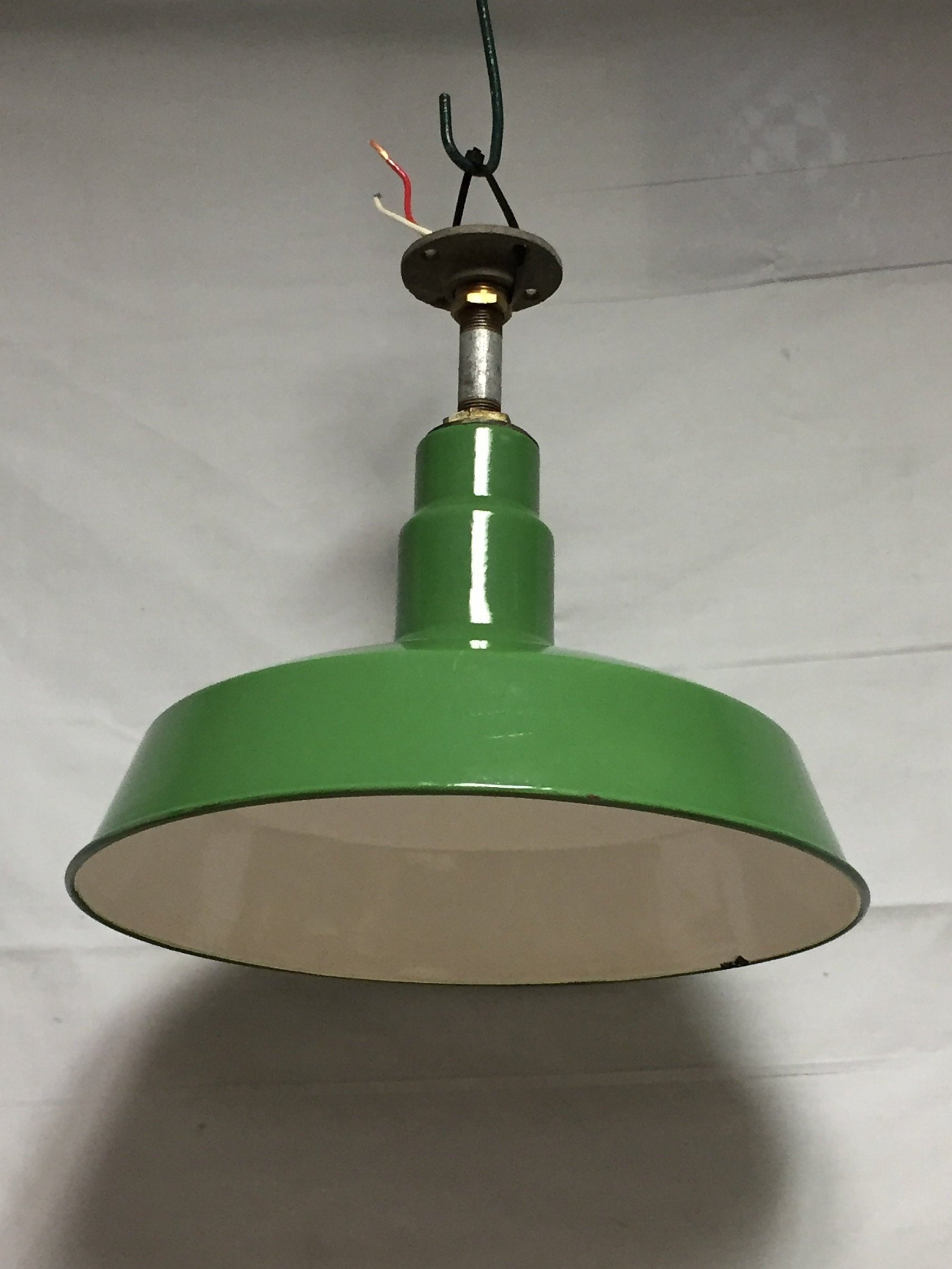 Original Green Industrial Porcelain Hanging Pendant Light, 14 ABOLITE ...