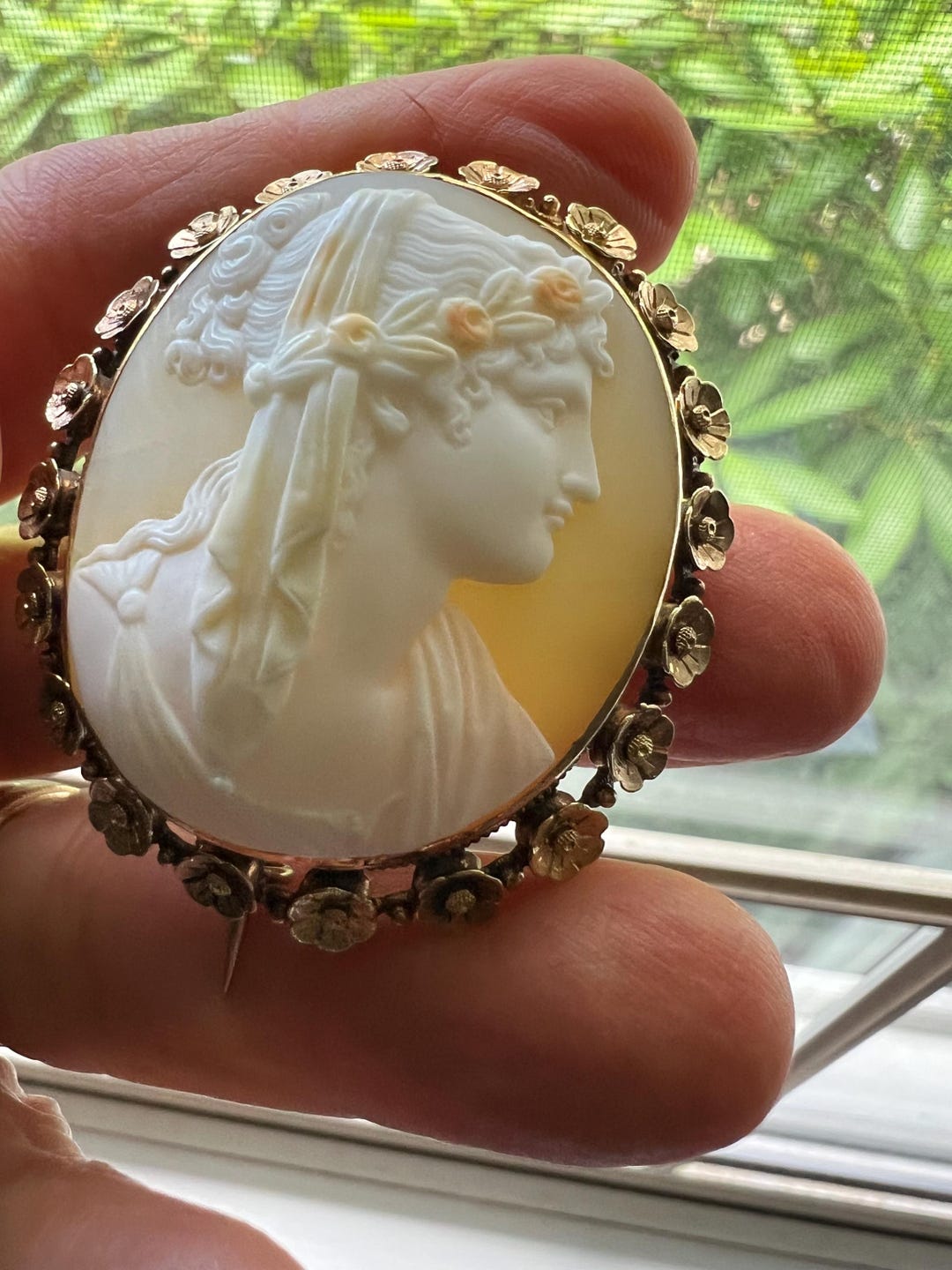 Antique Victorian Carved Shell Cameo Goddess Hera 14 K Gold Mount C ...