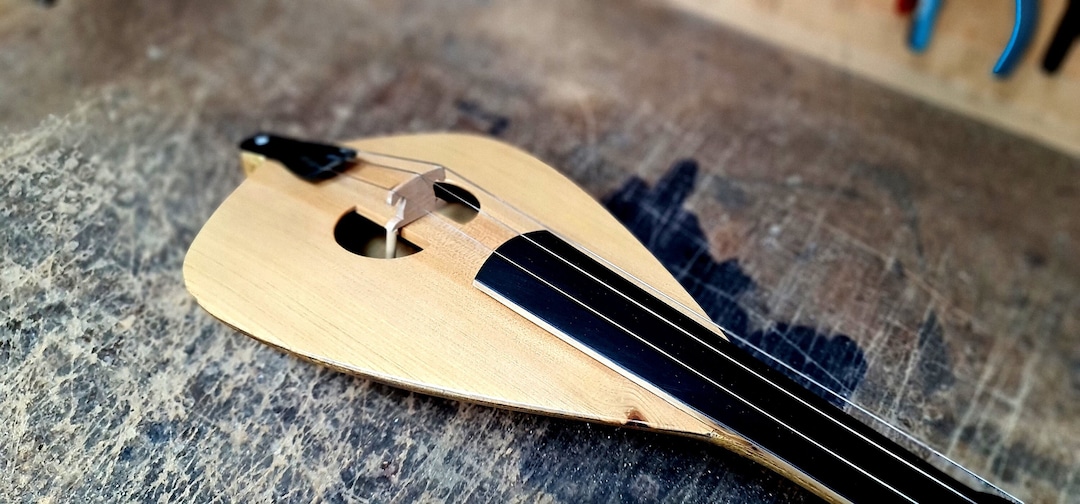 Classic Cretan Lyra | Handmade Traditional Lyra From the Island of ...