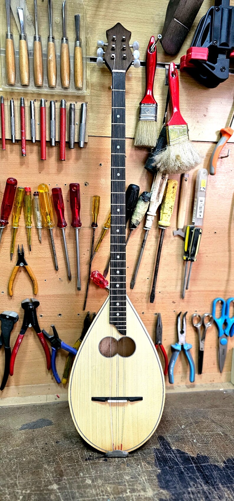 Custom Bulgarian Tzouras | Traditionally Made Professional 6 String ...