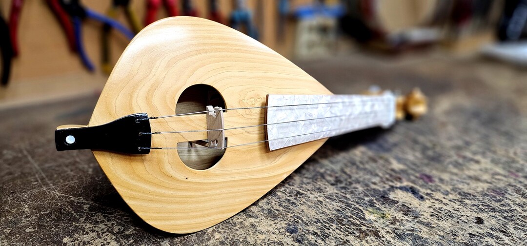 Classic Cretan Lyra | Handmade Traditional Lyra From the Island of ...