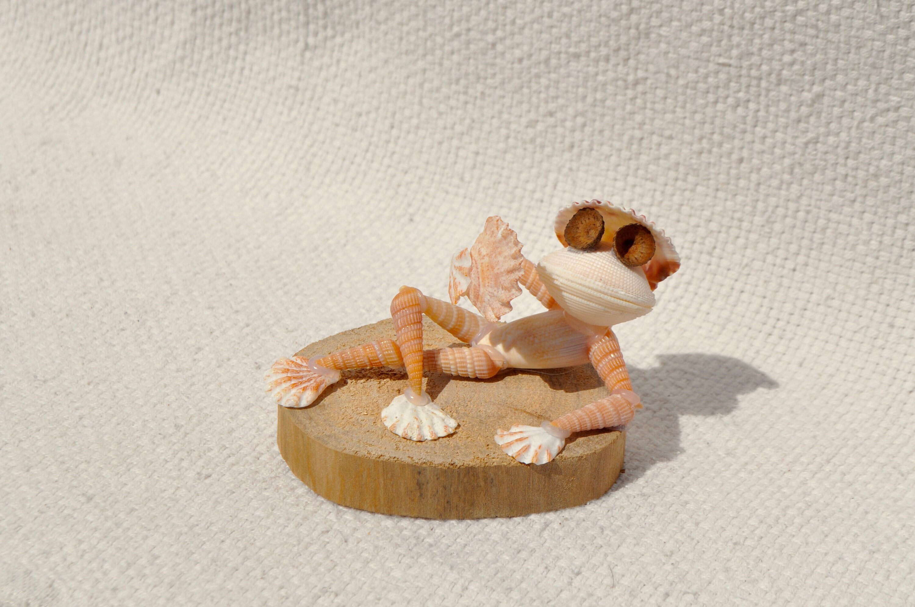 Seashell Frog With Fan, Frog Figurine, Seashell Art, Sanibel Island ...