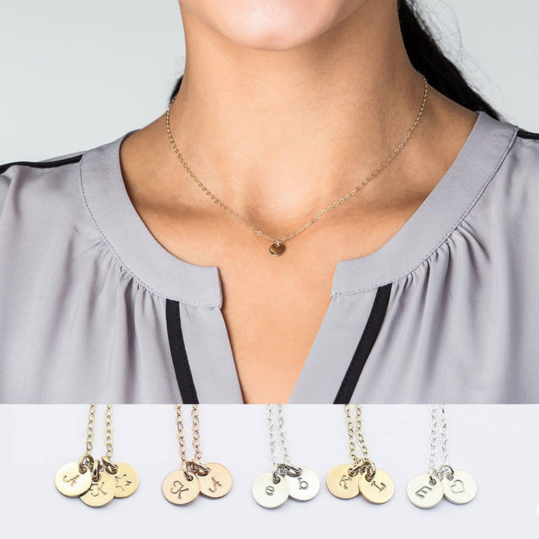 Collar inicial de oro, collar inicial personalizado para mamá, colgante ...
