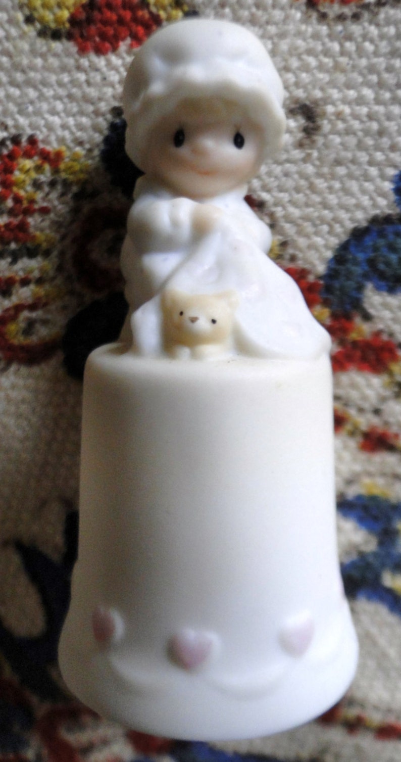 Vintage Precious Moments Thimble love Covers All / Collectable Thimble ...