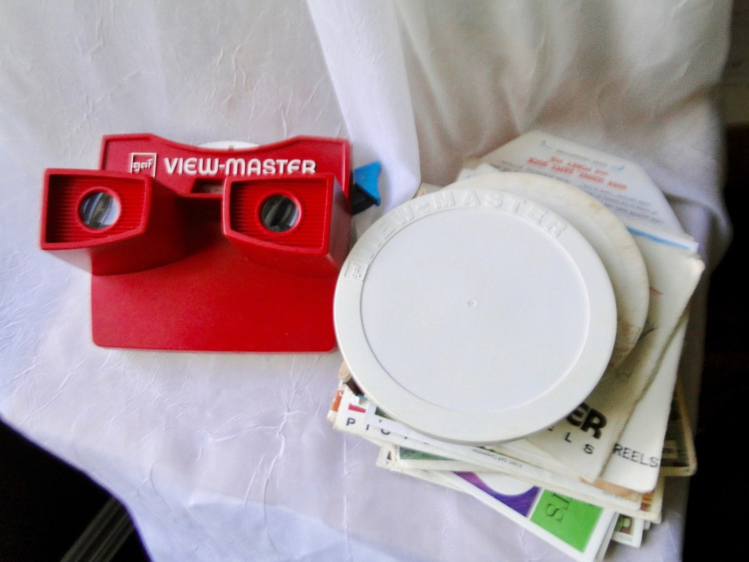 Vintage Children's GAF Viewfinder With Many Reels / Toys / Children's ...