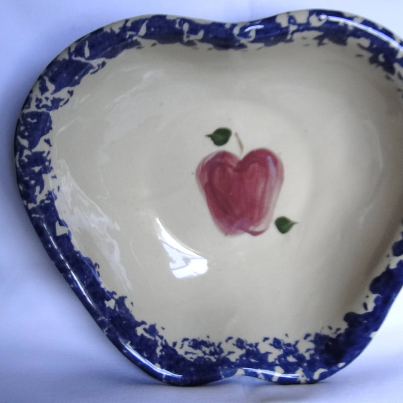 Apple Shaped Bowl - Etsy