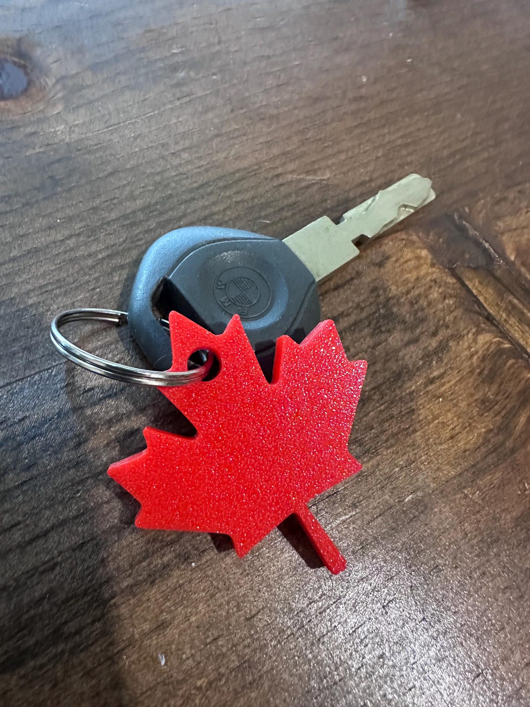 Show Your Canada Pride With This Maple Leaf Key Chain! Yours in Any ...